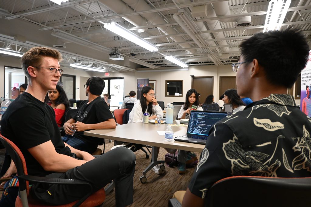 Fourth Wednesday Kicks Off — Community, Connections & UW Alum Guest ...